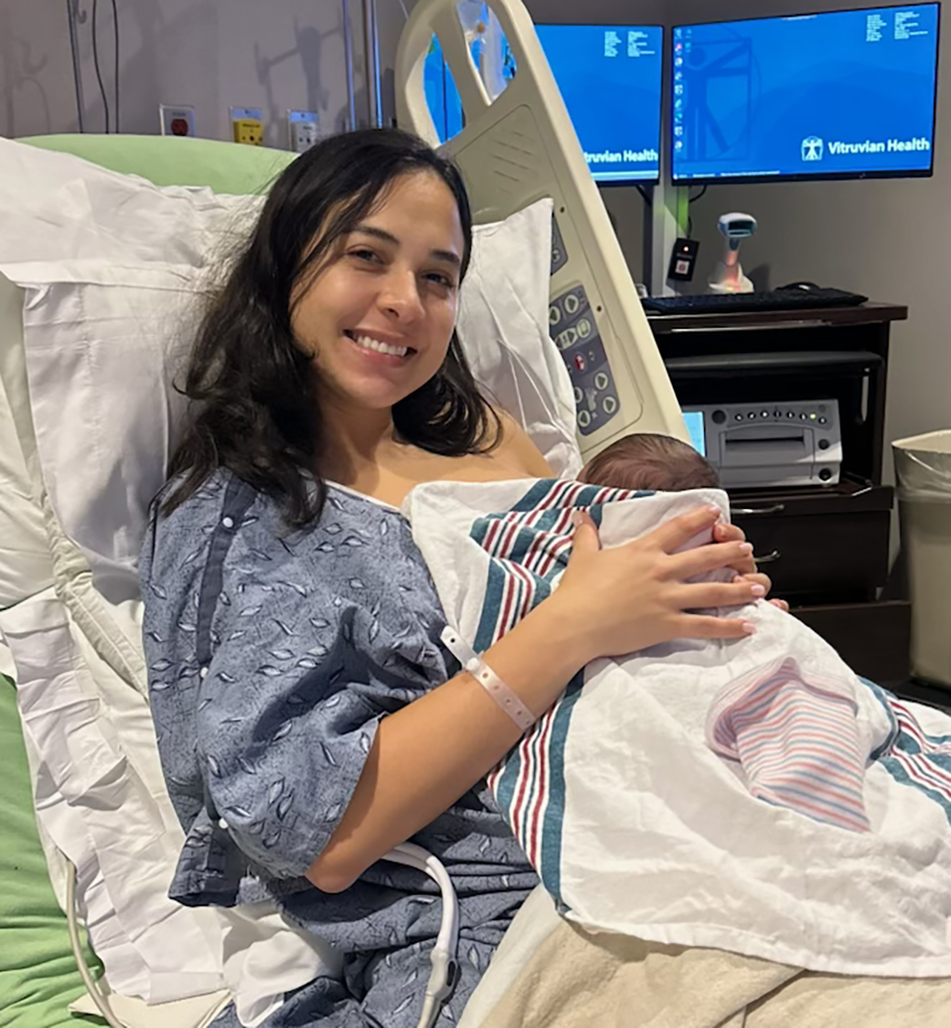 Hamilton Medical Center staff members celebrate first-time mom ...